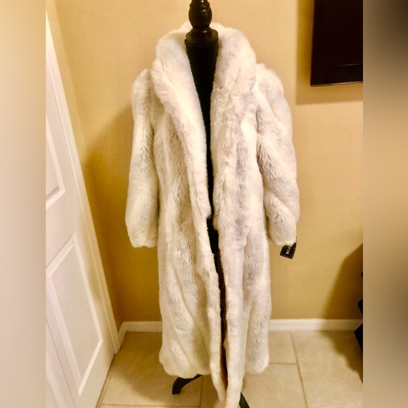 Vintage | Jackets & Coats | Komitor Vtg Made In Usa Faux Fur Long ...